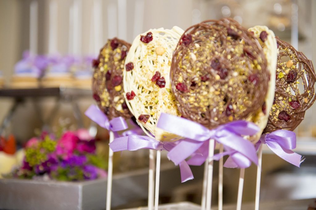 mesa-de-dulces-pop-galletas-arandano | LA TABLE